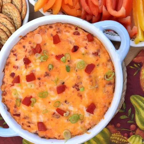 Warm Pimento Cheese Dip • www.knifeandpaddle.com