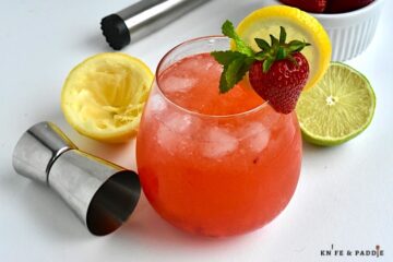 Strawberry Southside Fizz • www.knifeandpaddle.com