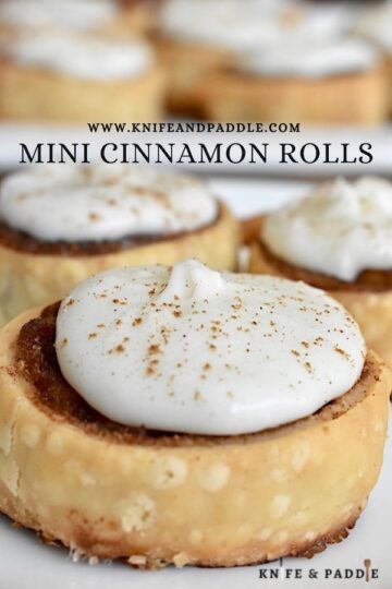 Mini Cinnamon Rolls • www.knifeandpaddle.com